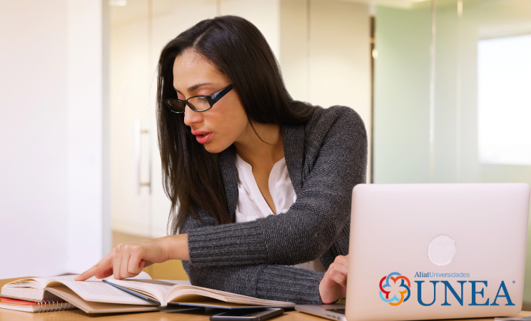 ¿Buscas una licenciatura ejecutiva? ¡Conoce la oferta de UNEA!